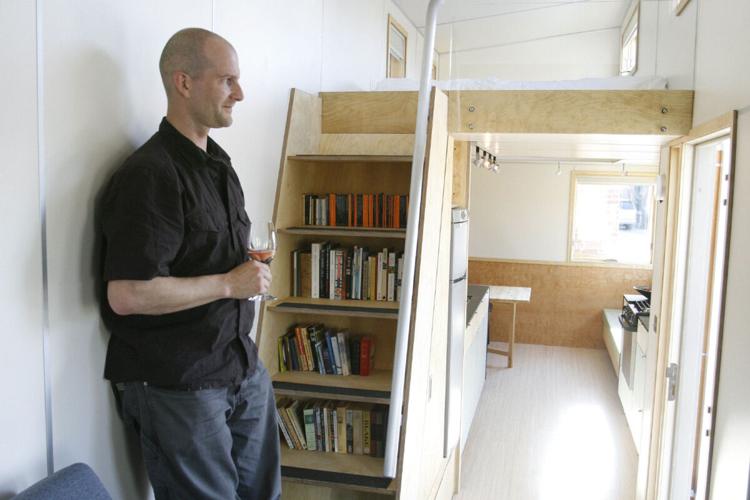 Toronto man wants city to let him live in tiny home
