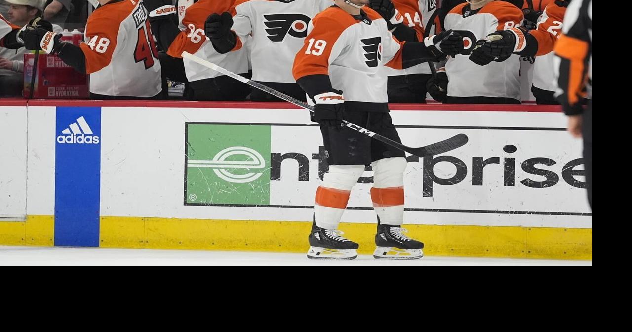 Auston Matthews scores 50th goal in 54th game to break tie as fastest ...