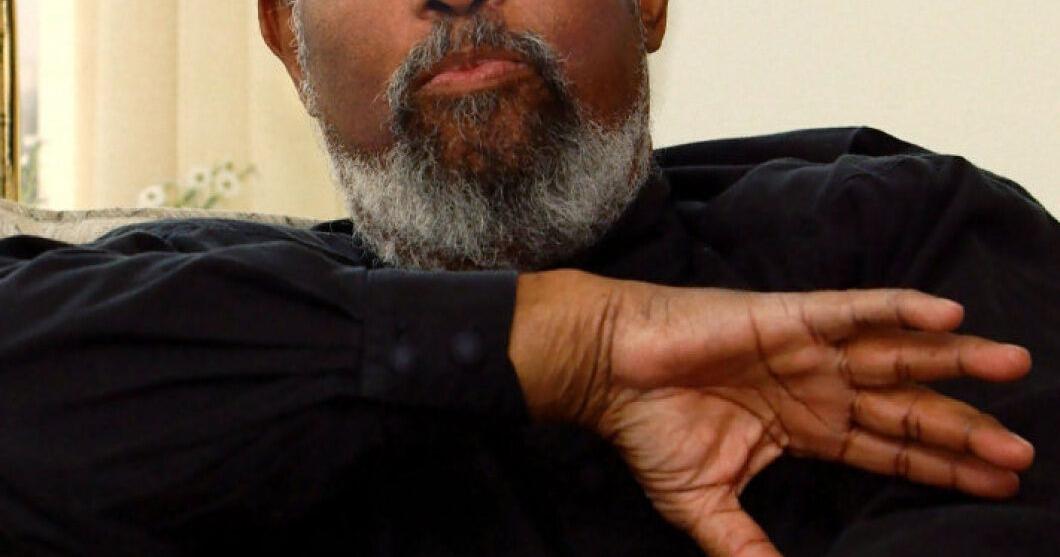 James DePreist, a black conductor of international renown, has died at ...