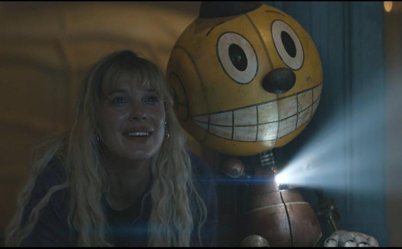 Movie Review: Russo brothers' sci-fi ‘The Electric State’ is big ...