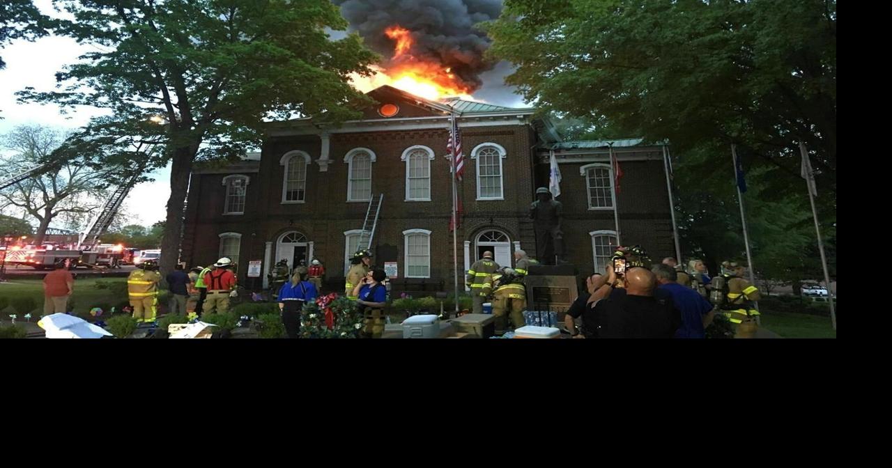 Fire damages historic Tennessee courthouse