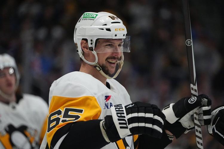 Malkin gets 2 goals in his return from suspension as the Penguins beat ...