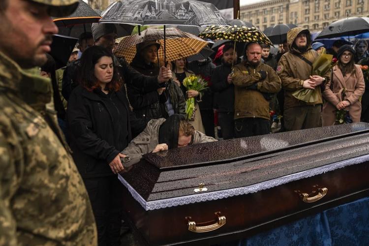 Grit, humor, grief and gloom mix as Ukrainians face a dangerous new ...