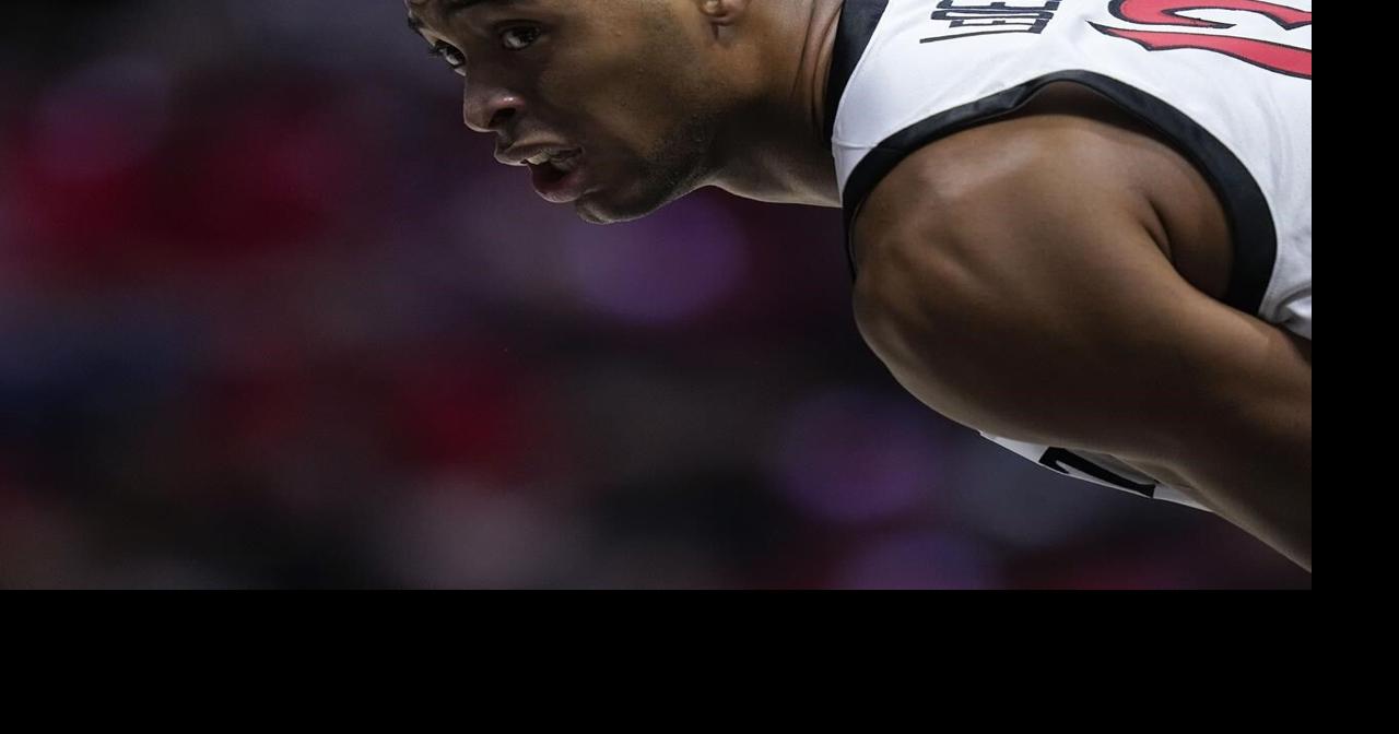 National scoring leader Jaedon LeDee is carrying the Aztecs on his ...