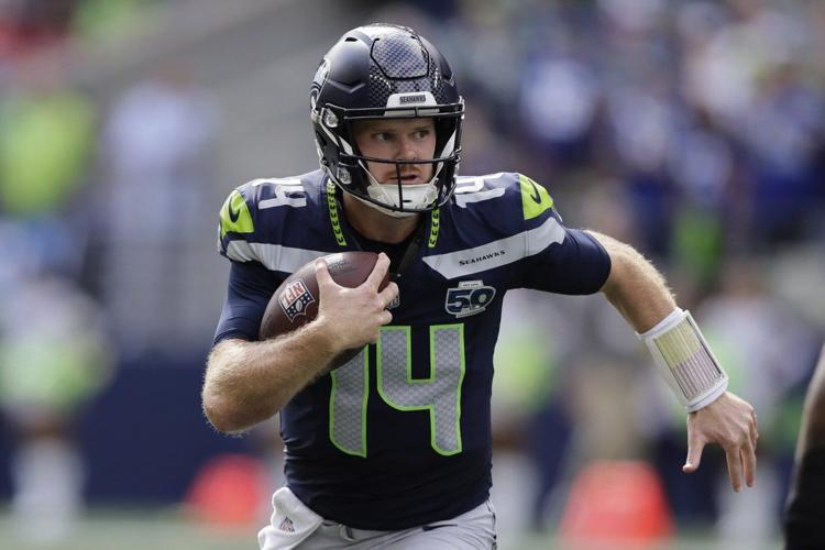 Sam Darnold has a quiet debut for the Seahawks in a loss to the 49ers