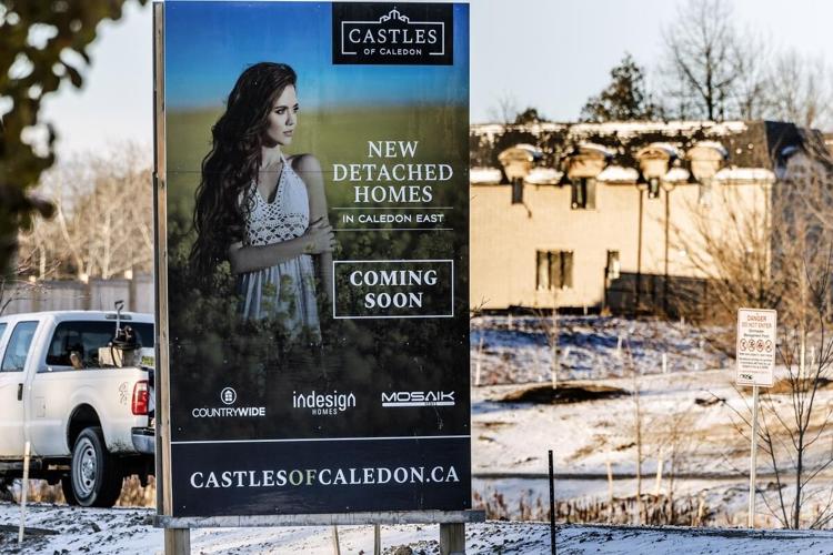 4 unoccupied homes damaged in overnight fire in Caledon: OPP