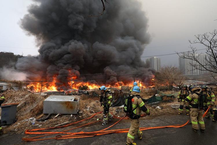 Fire breaks out in one of Seoul's last-remaining shanty towns