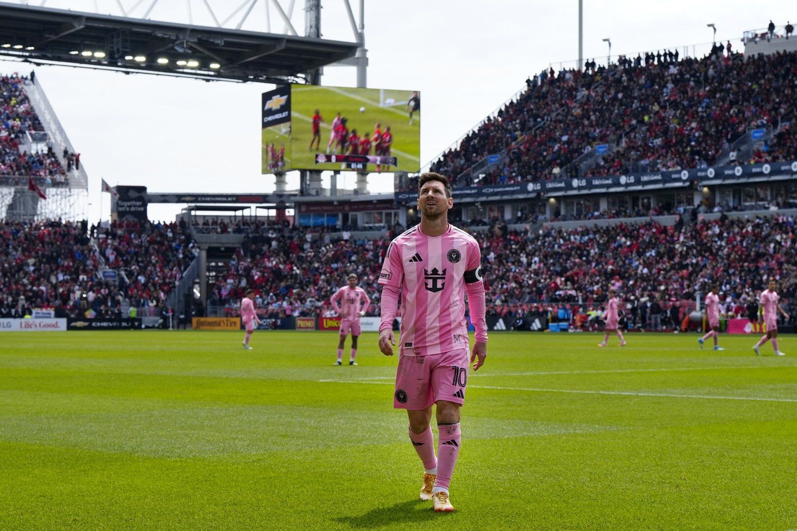Messi dominant at revamped BMO Field in Inter Miami's 4-2 win over Toronto