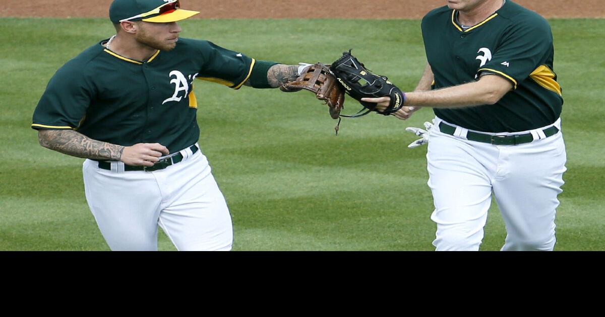 Will Ferrell barnstorms his way through Arizona spring training