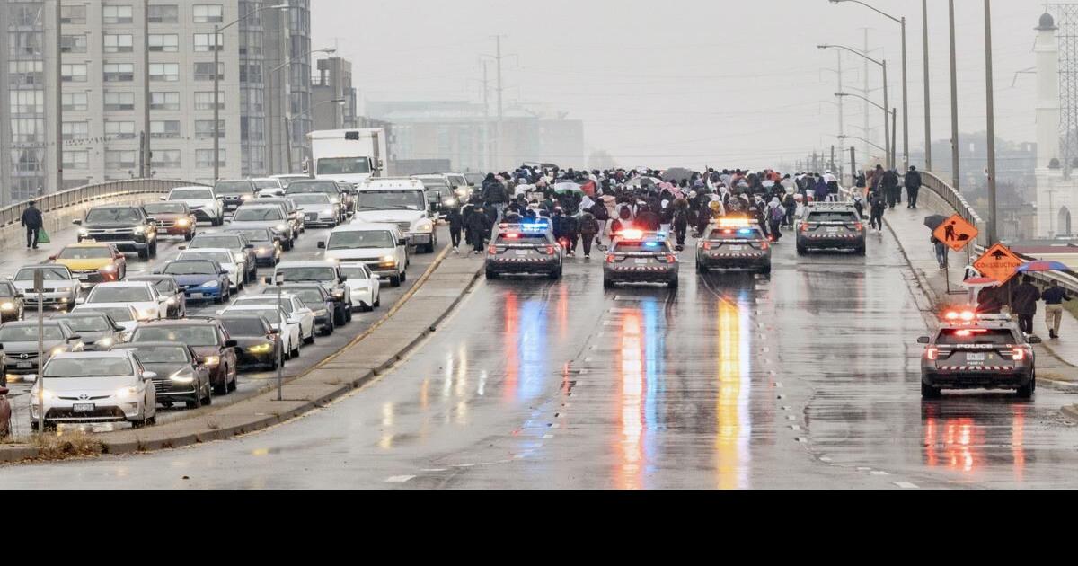TDSB students stage walkout amid rising tensions over Israel-Hamas war