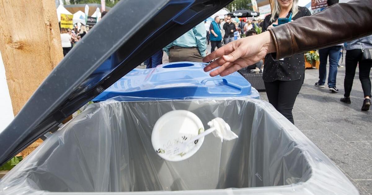 Edmonton picks 13 neighbourhoods to try out new garbage collection system
