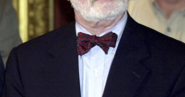 Democrat Tony Earl, former Wisconsin governor, dies at 86