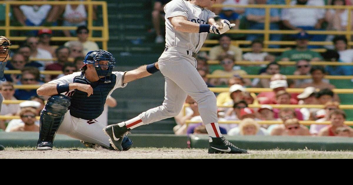 Bill Buckner, forever known for October error, dies at 69