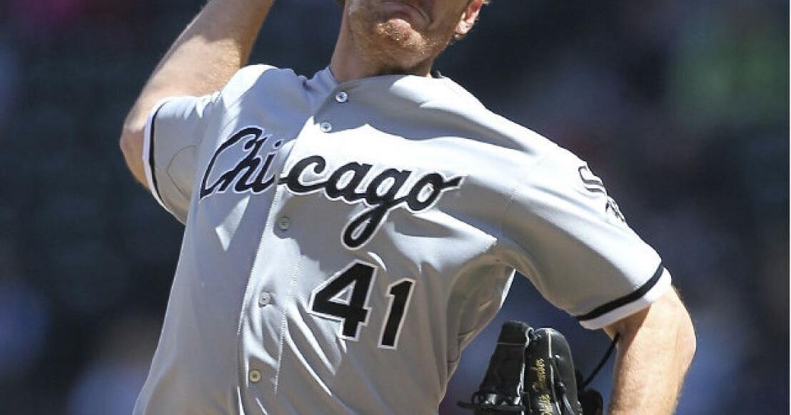 White Sox’s Phil Humber throws perfect game