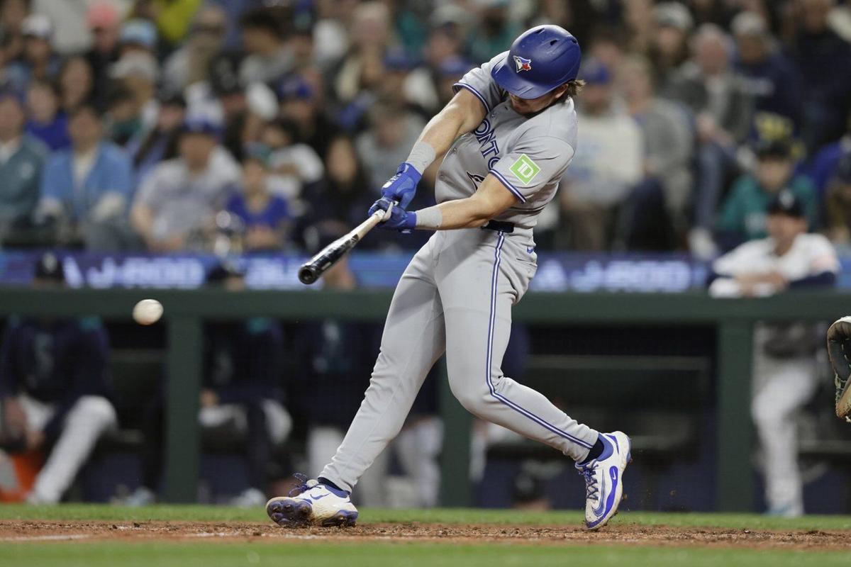Blue Jays vs Mariners: Bichette, Barger propel comeback win