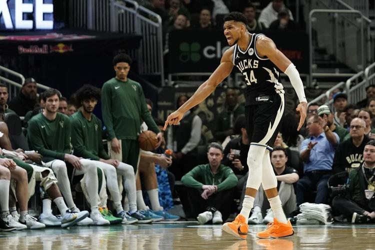 Bucks' up-and-down season reaching low point just before the playoffs
