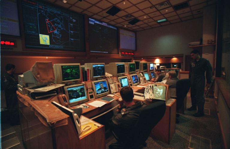 NORAD tracking Santa on radar