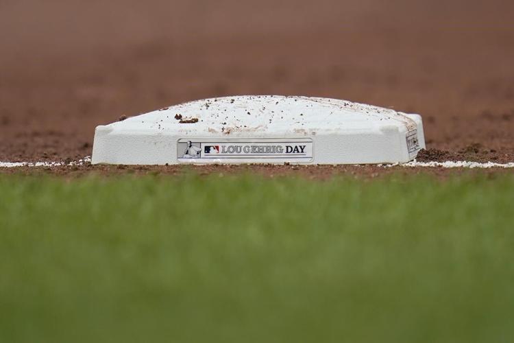Baseball honors Gehrig while raising awareness of ALS