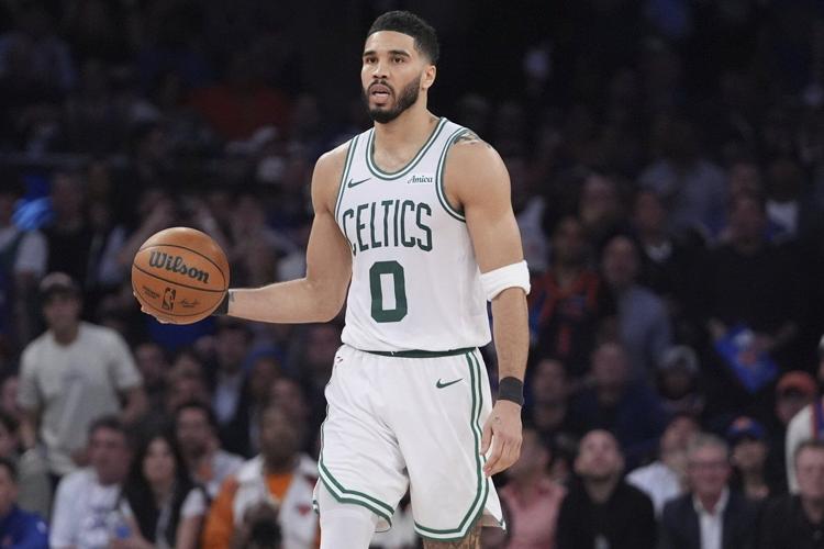 Jayson Tatum out of hospital, meets with Celtics teammates ahead of ...