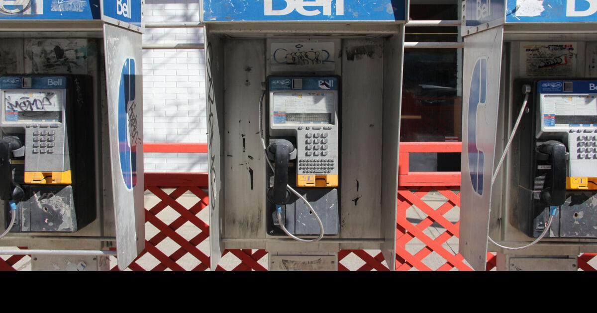 Searching for a coin caller: Does anybody use pay phones anymore?