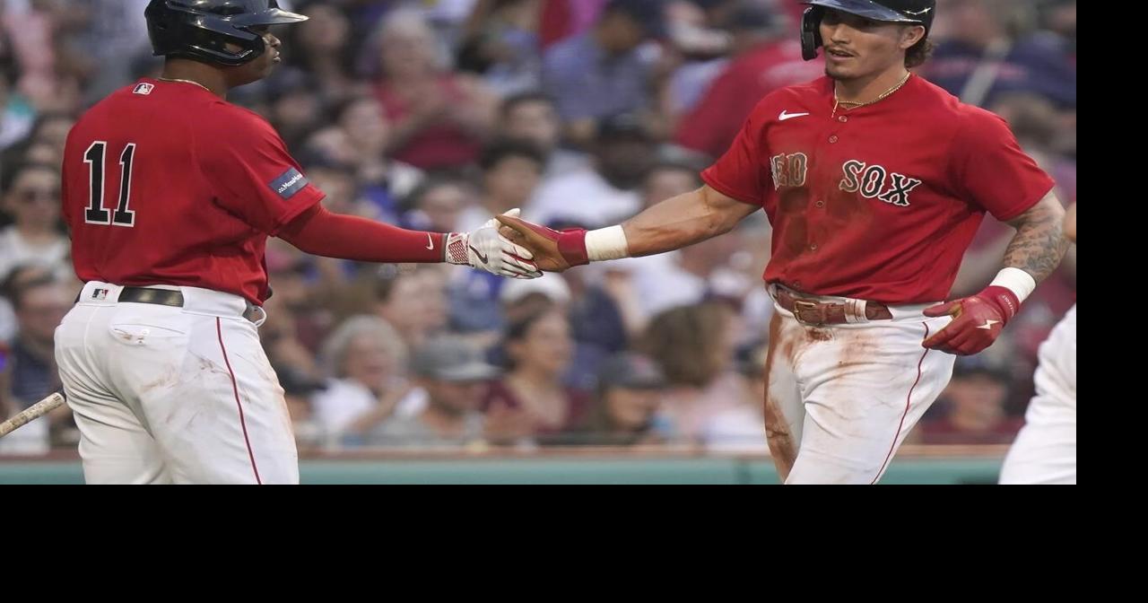 Brayan Bello shuts down the slumping Rangers to help the Red Sox win 4-2