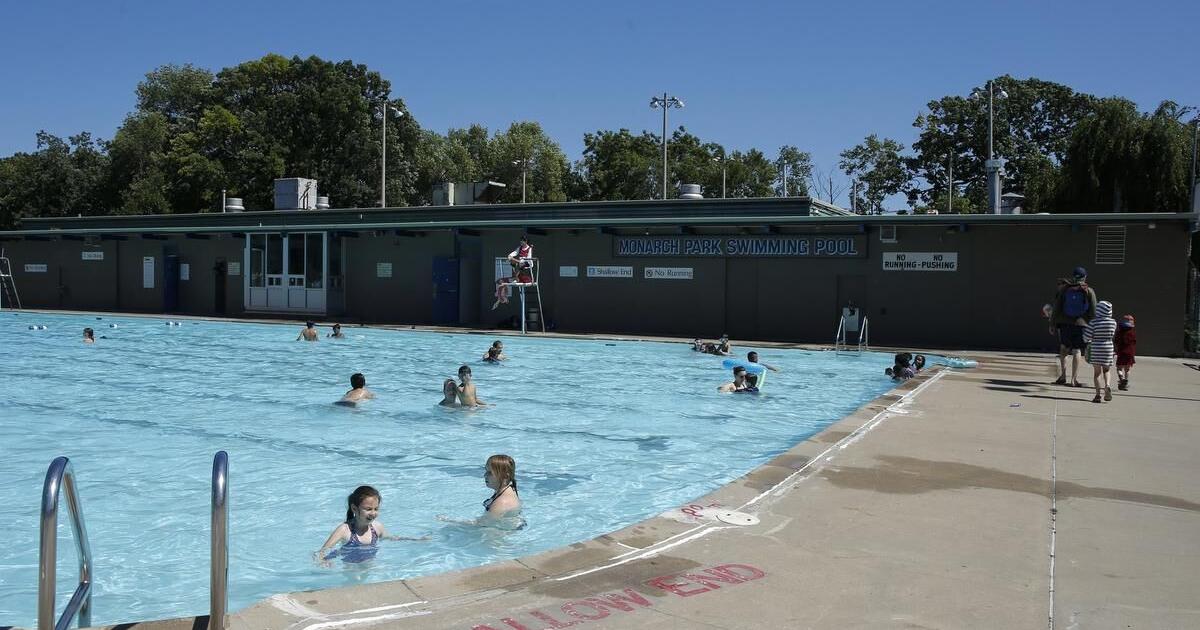 Toronto lifeguards’ pay under review amid staff shortage