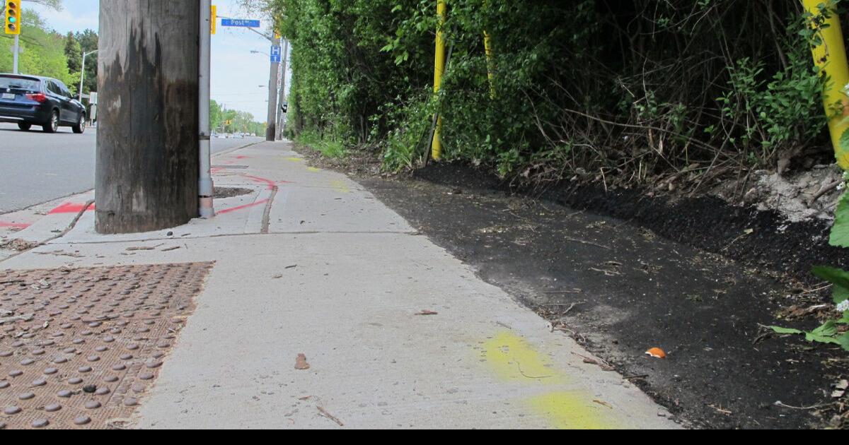 Sidewalk takes a creative twist to sidestep utility pole: The Fixer