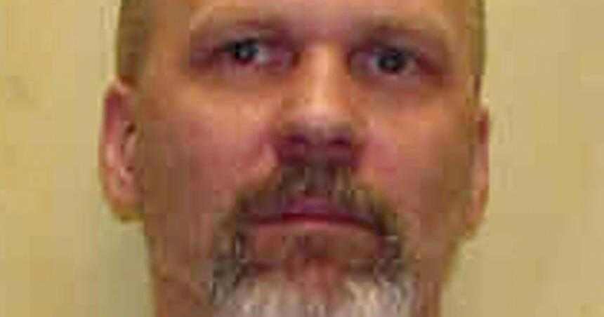 Ohio governor delays execution, orders look at other drugs