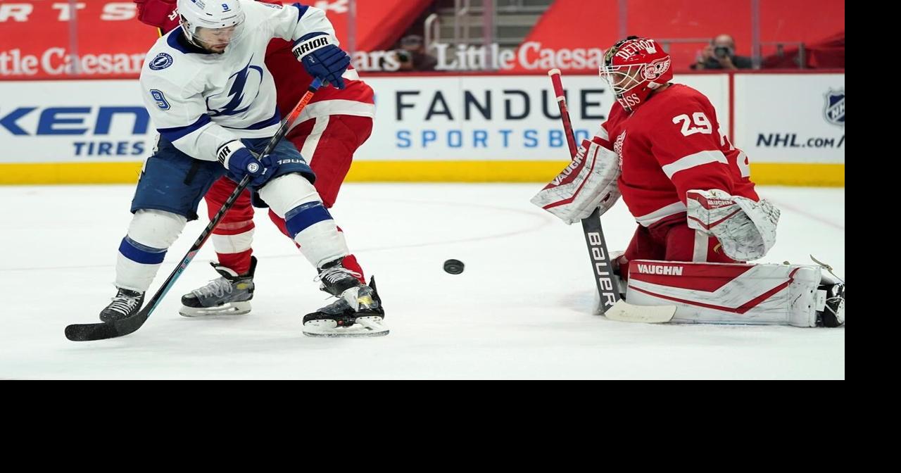 Coleman scores, lifts Lightning to 4-3 OT win over Red Wings
