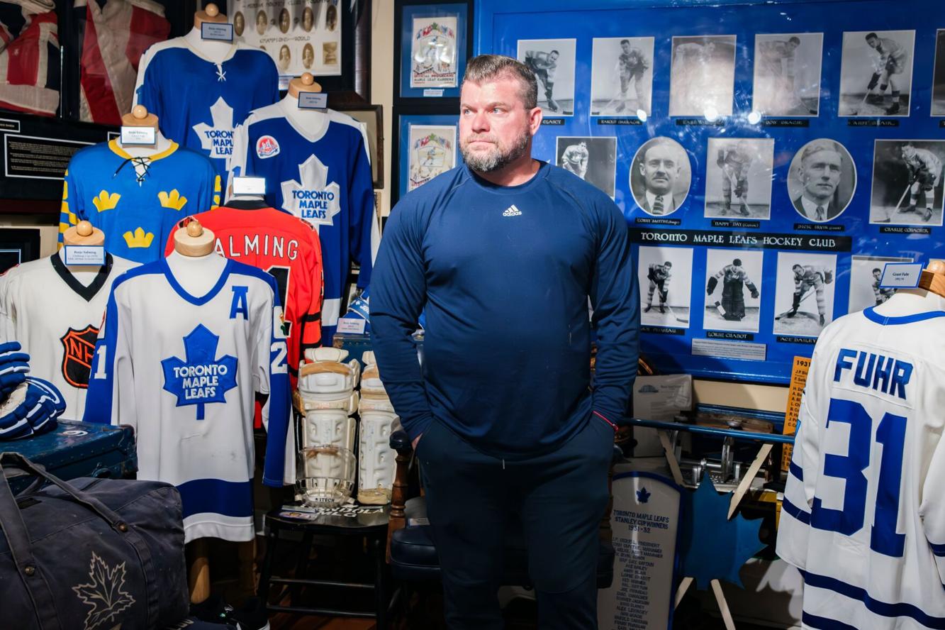 Mark Fera is the ultimate Leafs superfan. He’s now suing MLSE over the ...