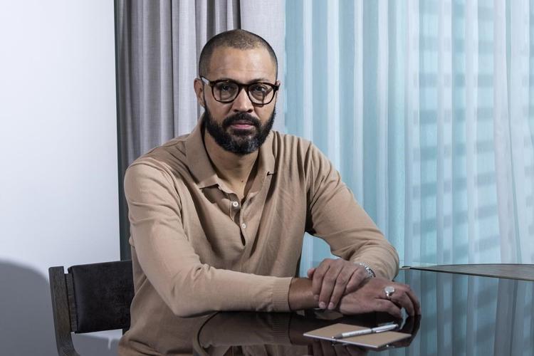 Cord Jefferson's insightful satire of race and media, 'American Fiction ...