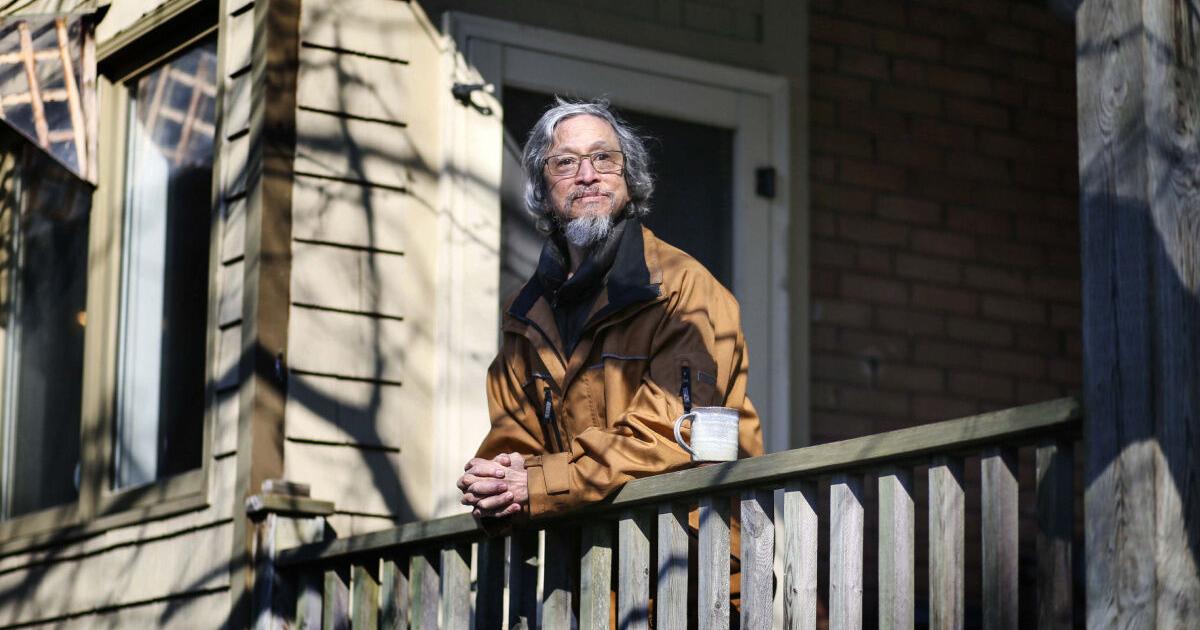 ‘I should be a smart guy. I wasn’t.’ How the CRA tax scam keeps duping us