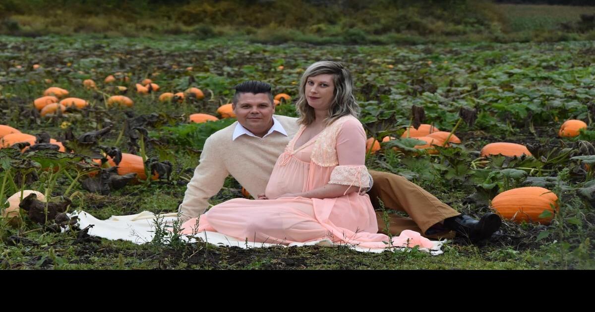 Couple from B.C. recreate ‘Alien’ birth scene for maternity photo shoot