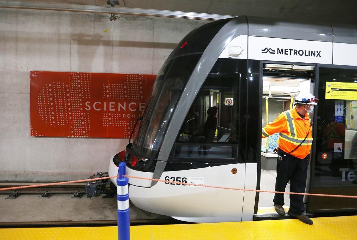 Metrolinx made him a VP, then gave his firm lucrative contracts