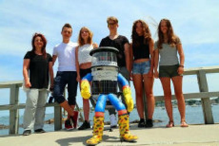 hitchBOT begins road trip across the U.S.