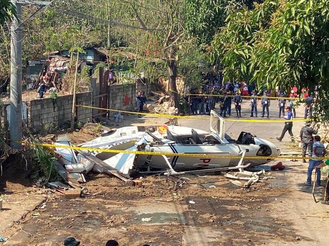 Philippine police chief, 7 others injured in chopper crash