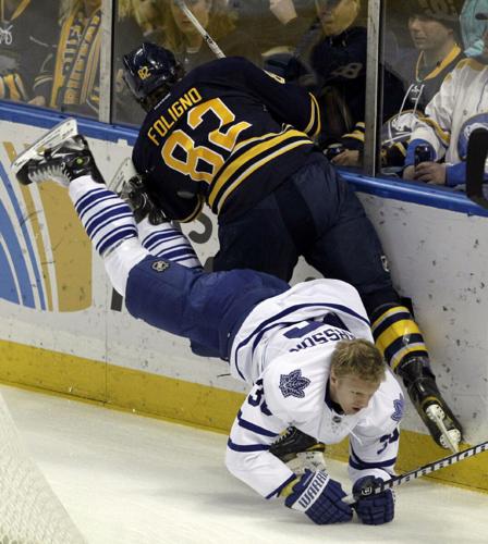 Maple Leafs defenceman Carl Gunnarsson out for season with separated ...