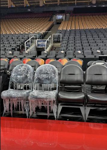 Drake’s smelly ‘Iceman’ chairs removed from Raptors court