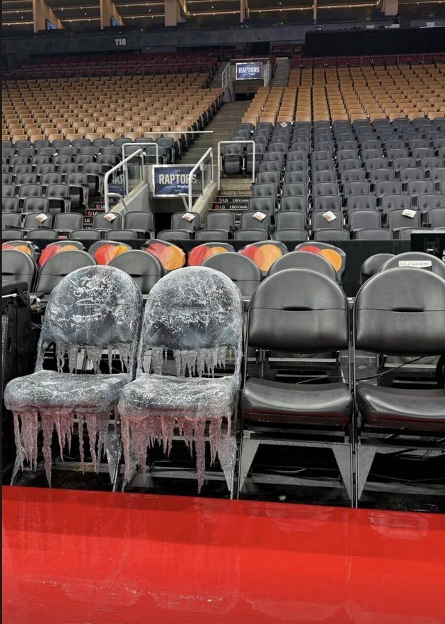 Drake’s smelly ‘Iceman’ chairs removed from Raptors court