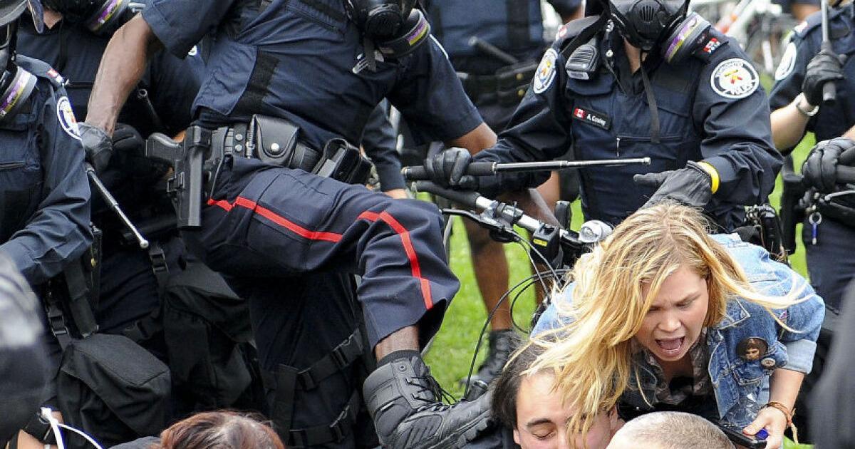 Chief Blair reacts to scathing police watchdog report on G20 police conduct