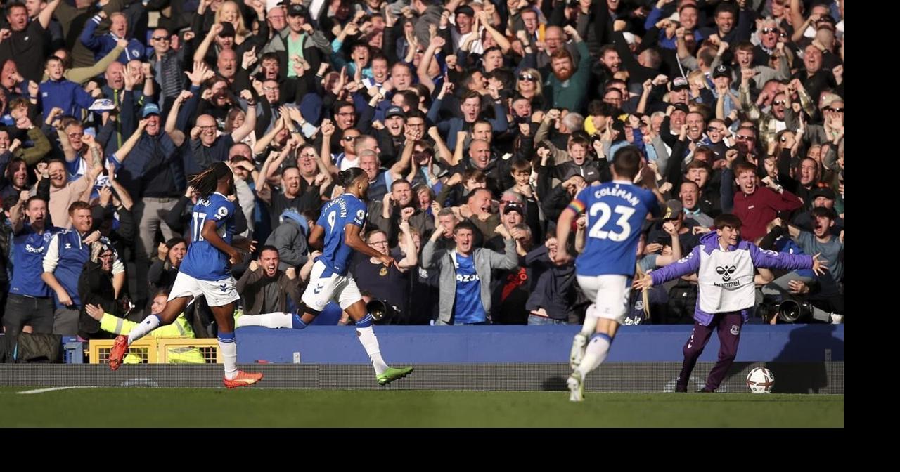 Everton ends 3-game skid with 3-0 win over Crystal Palace
