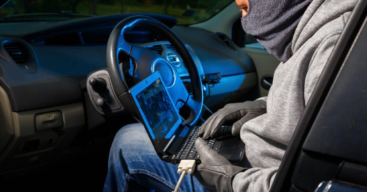 Canadian military to study hacking cars