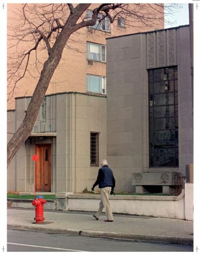 Justin Trudeau’s childhood marked by privilege and upheaval