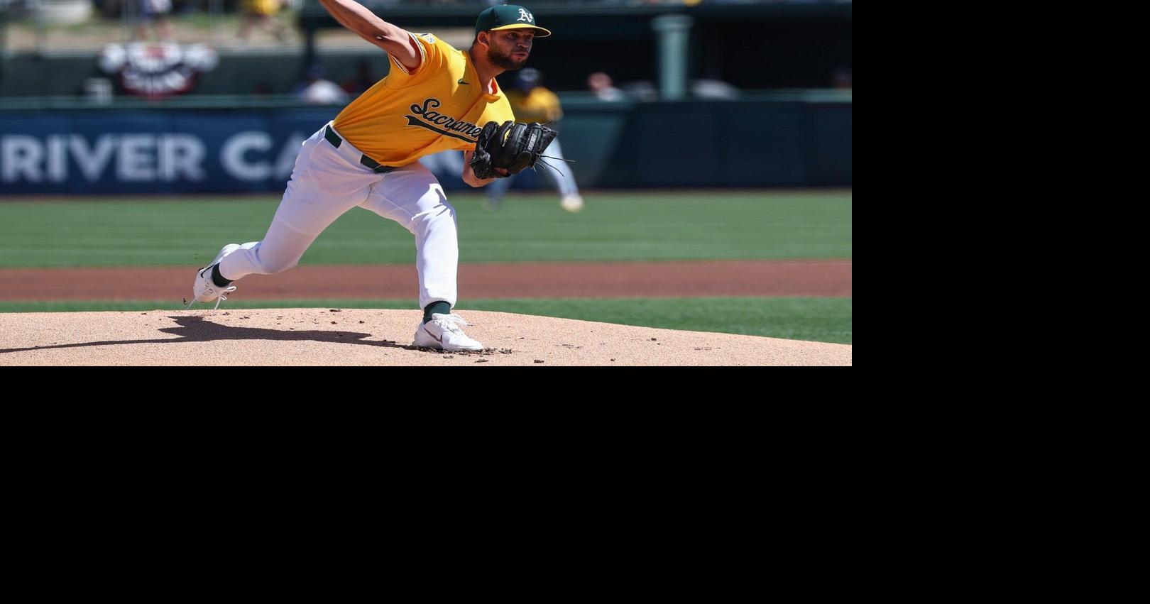 Walk this way: Athletics pitchers issue 13 free passes to set the pace ...