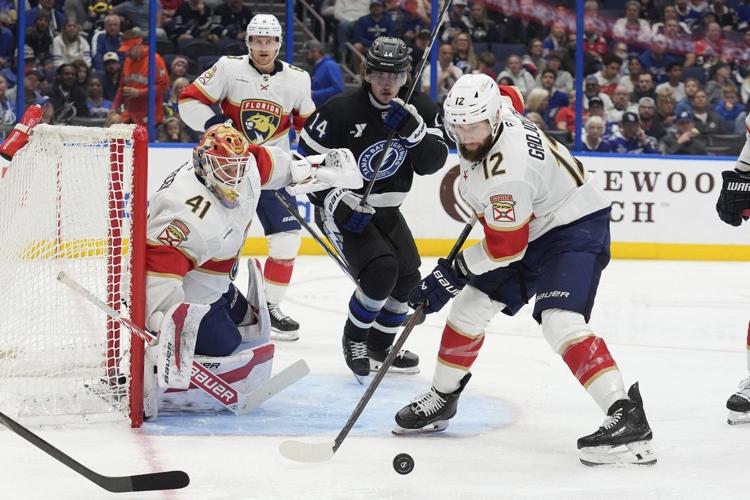 Brayden Point's goal, 2 assists help Lightning beat Panthers 5-1