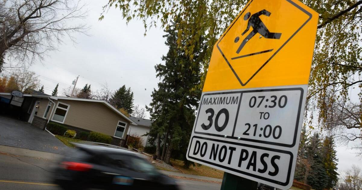 Councillors eye lowering speed limits on Calgary residential streets