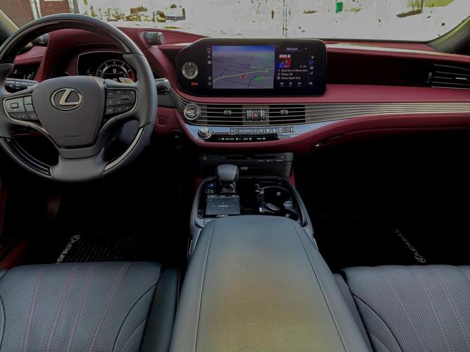 2021 Lexus LS 500 is a pompous, fat and happy cruiser