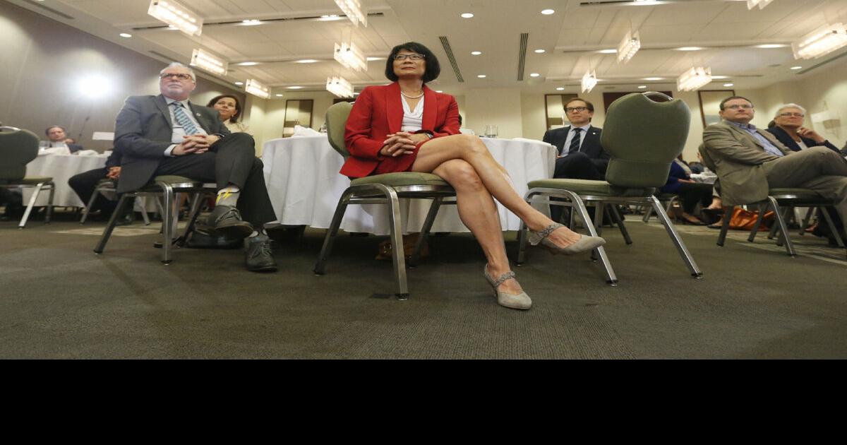 Olivia Chow attacks John Tory as flip-flopper with ‘poor judgment’
