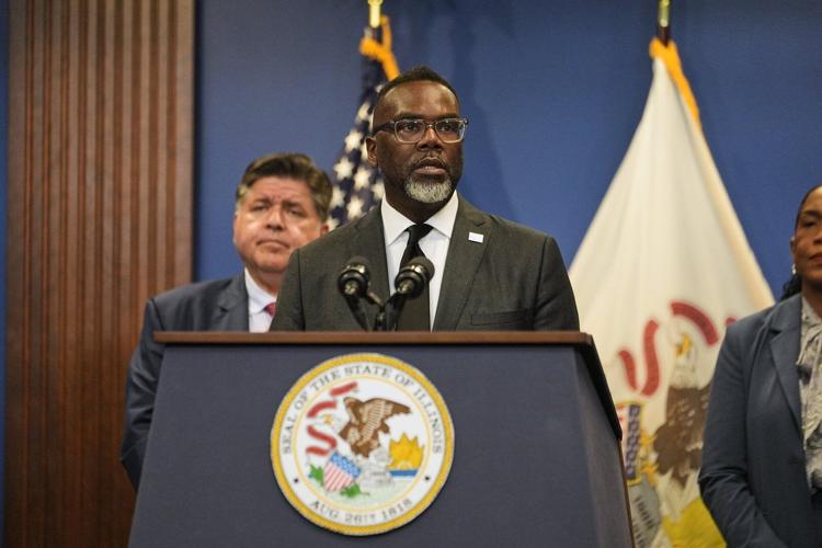 Chicago prepares for an influx of National Guard troops and immigration ...
