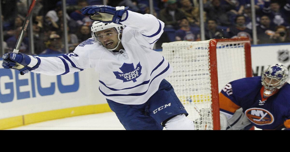 Toronto Maple Leafs defeat New York Islanders in overtime